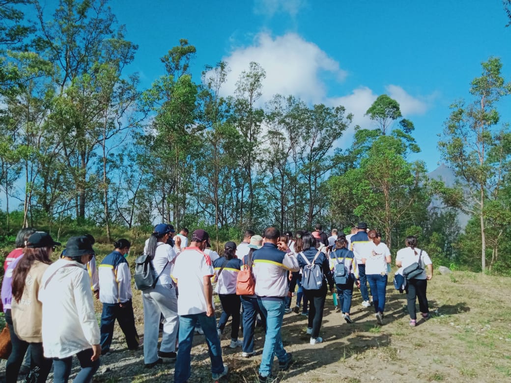 Wolobobo Mountain Walking Meriahkan Wolobobo Ngada Festival Tahun 2024 ...